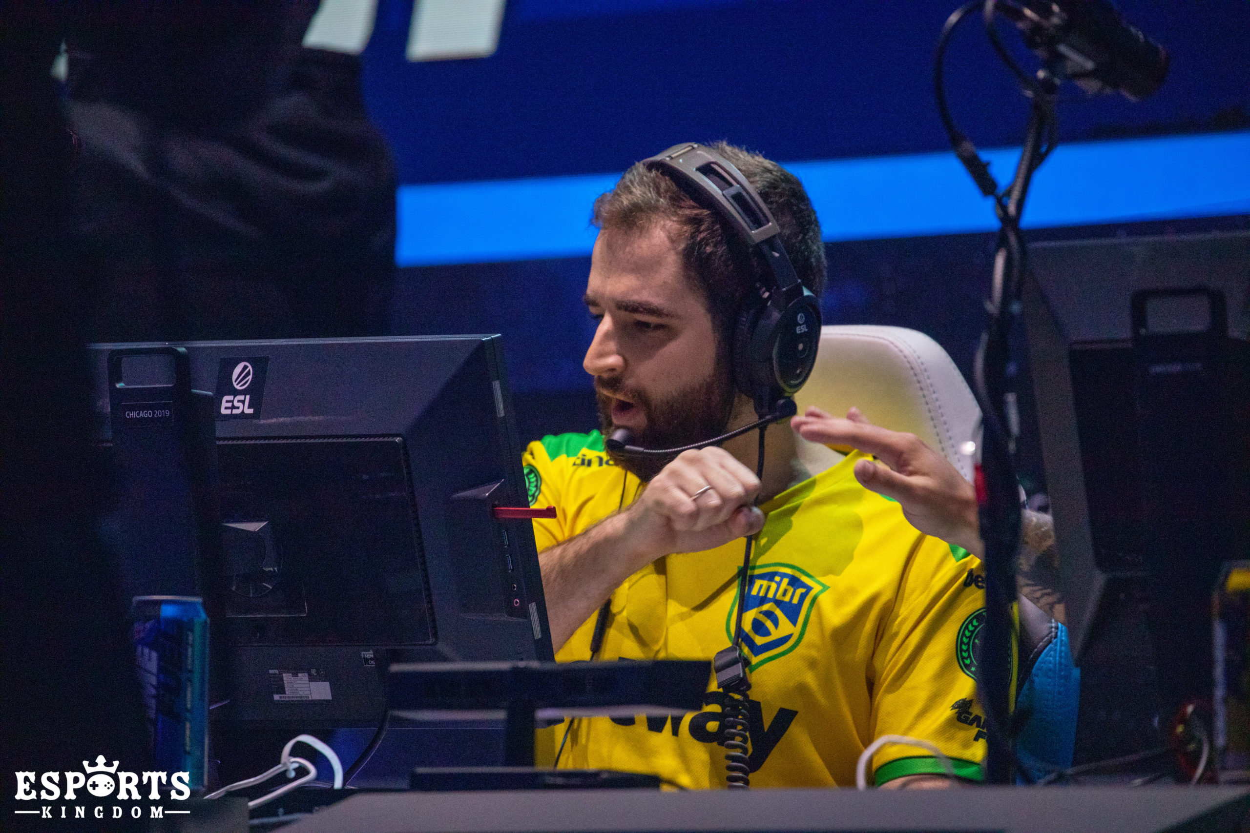E-sports: torcidas e organizações brasileiras dominam as redes sociais ...